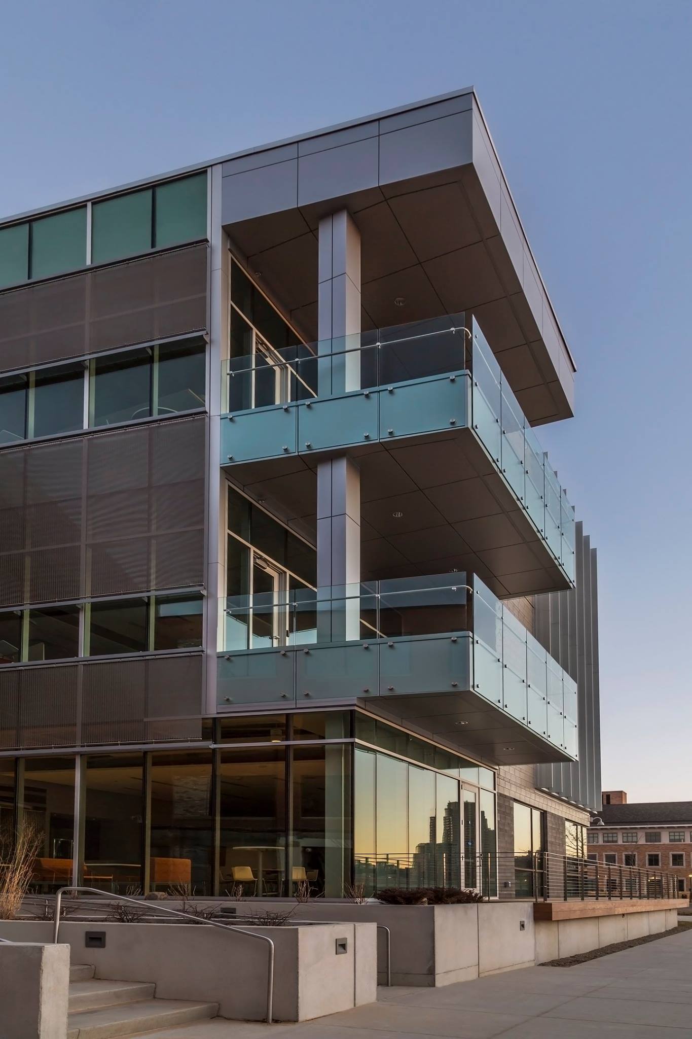 Commercial - Vos Glass LLC