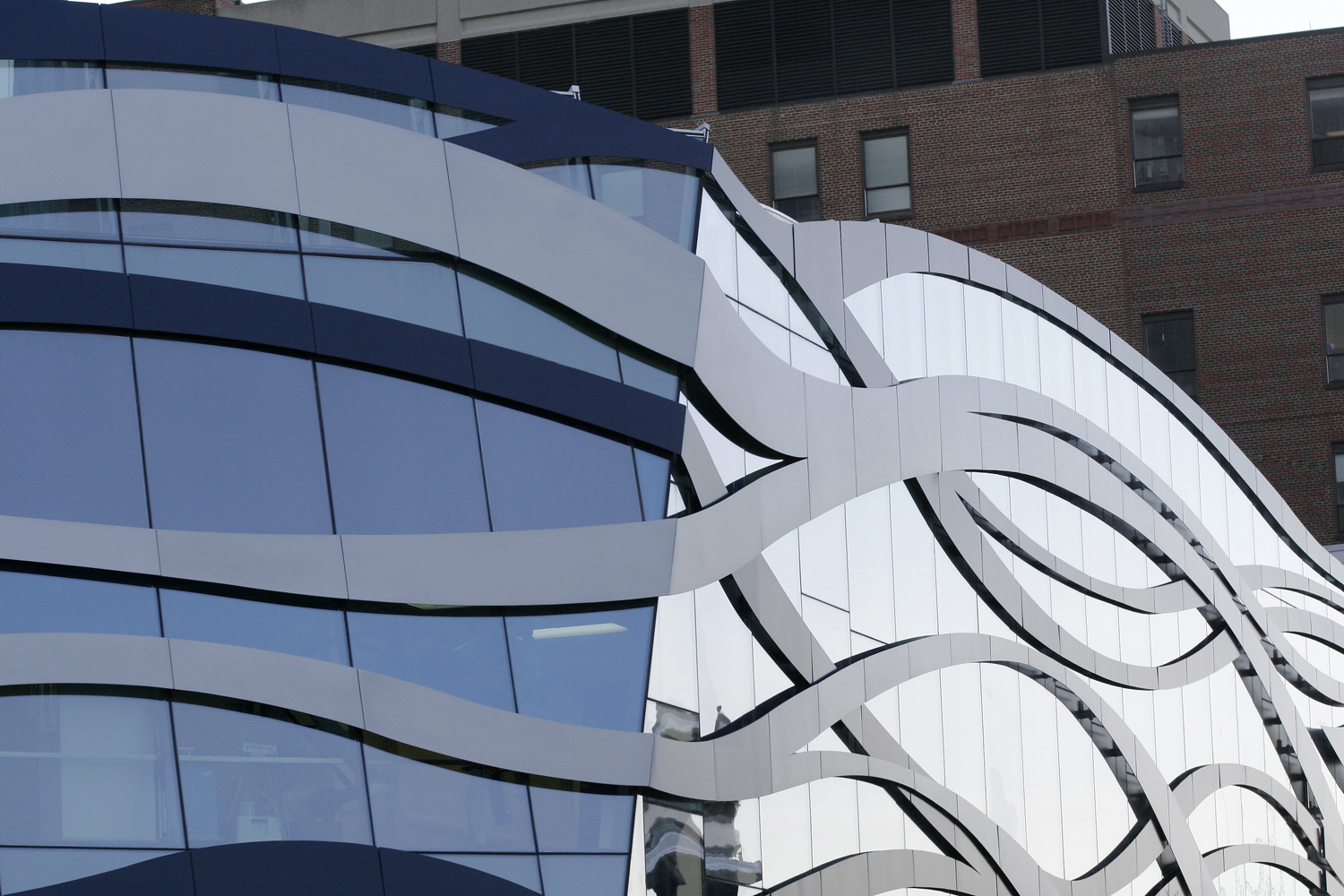 Helen DeVos Children's Hospital - Vos Glass LLC