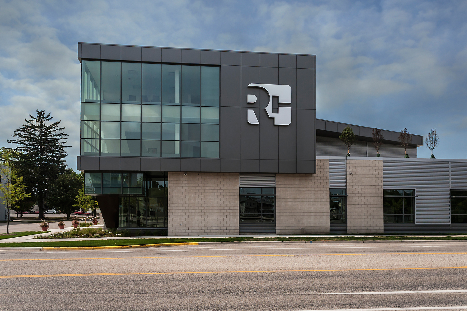 Rockford Construction Offices - Vos Glass LLC